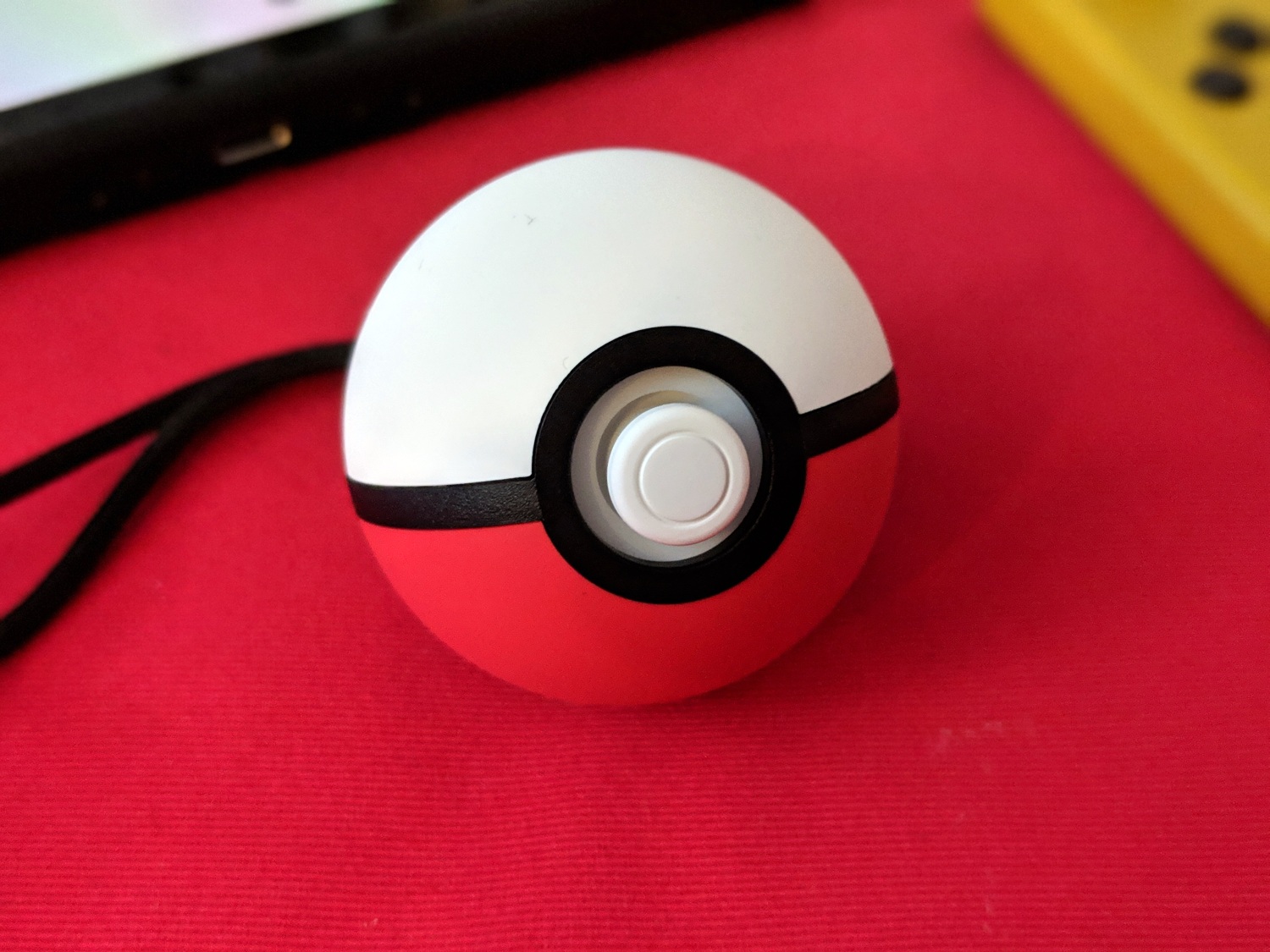 Unboxing: Pokemon Let’s Go -Pikachu Switch Bundle- – Bread Master Lee