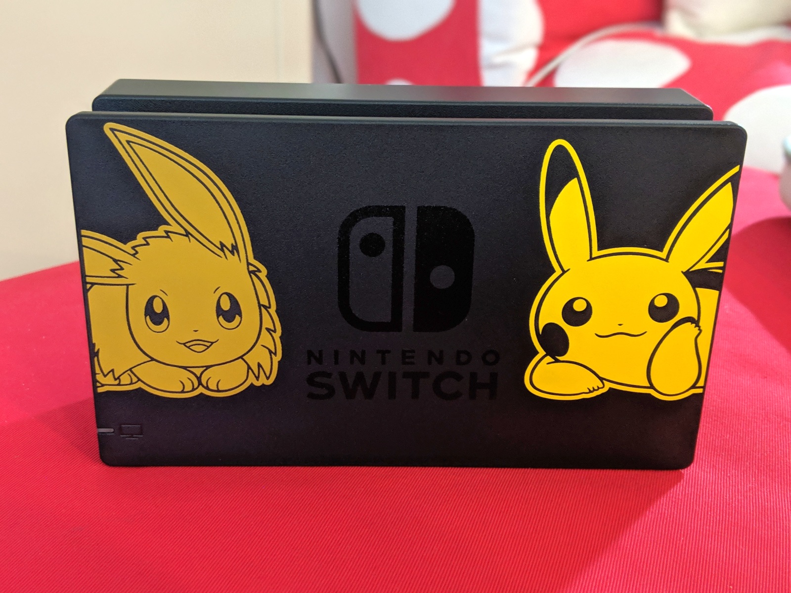 Unboxing: Pokemon Let’s Go -Pikachu Switch Bundle- – Bread Master Lee